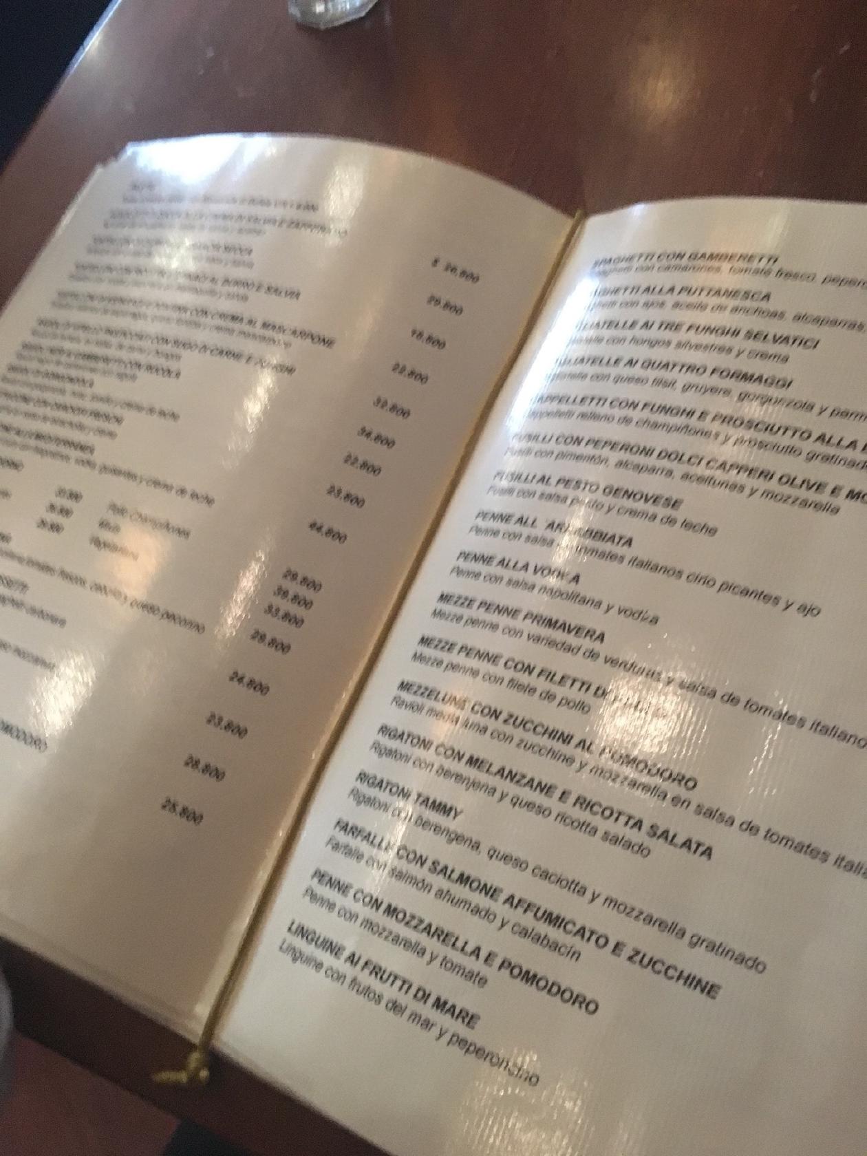 Menu at Luna restaurant, Bogotá, Cl. 83 #12-20