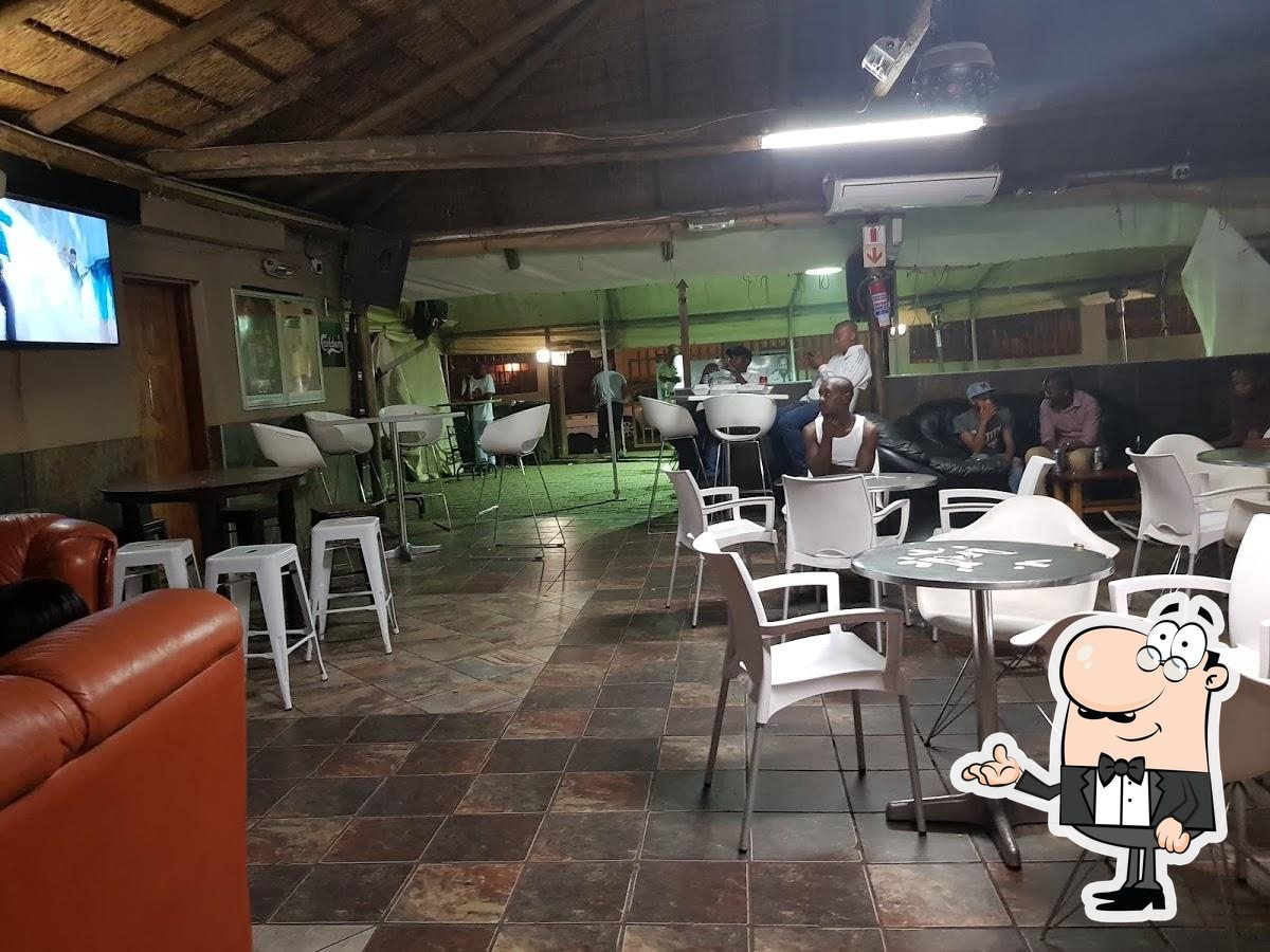 Street Corner Braai restaurant, Mangaung - Restaurant reviews