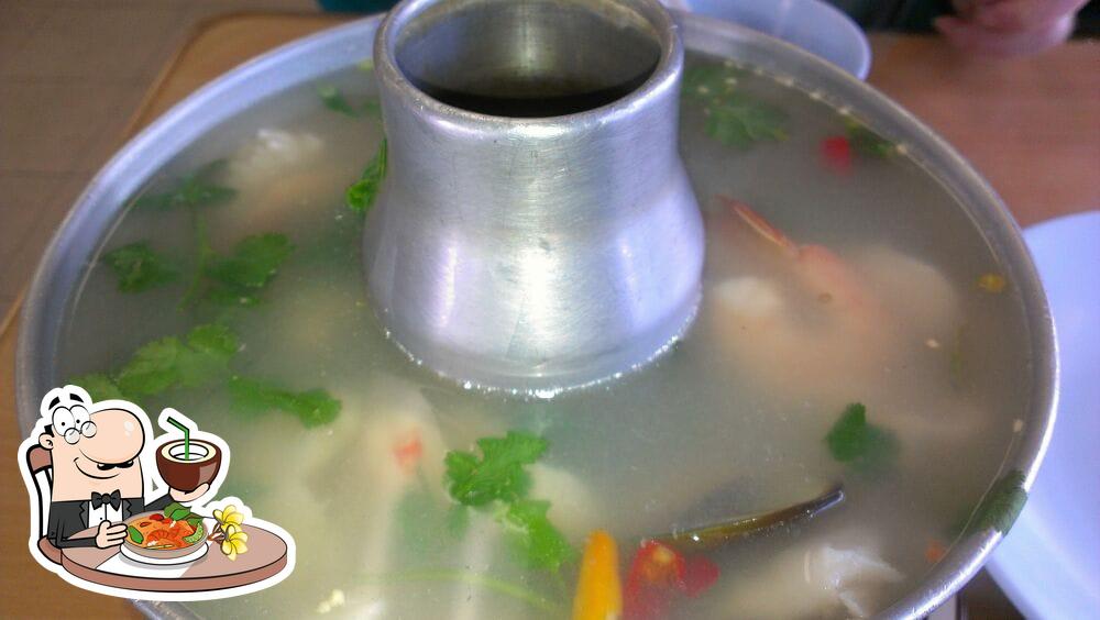 Treasure Pot Thai Restaurant in Paramount - Restaurant menu and reviews