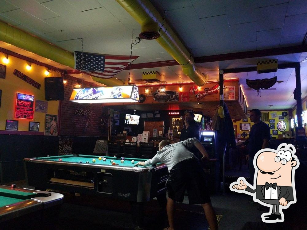 Checkers Pub in Redmond - Restaurant reviews