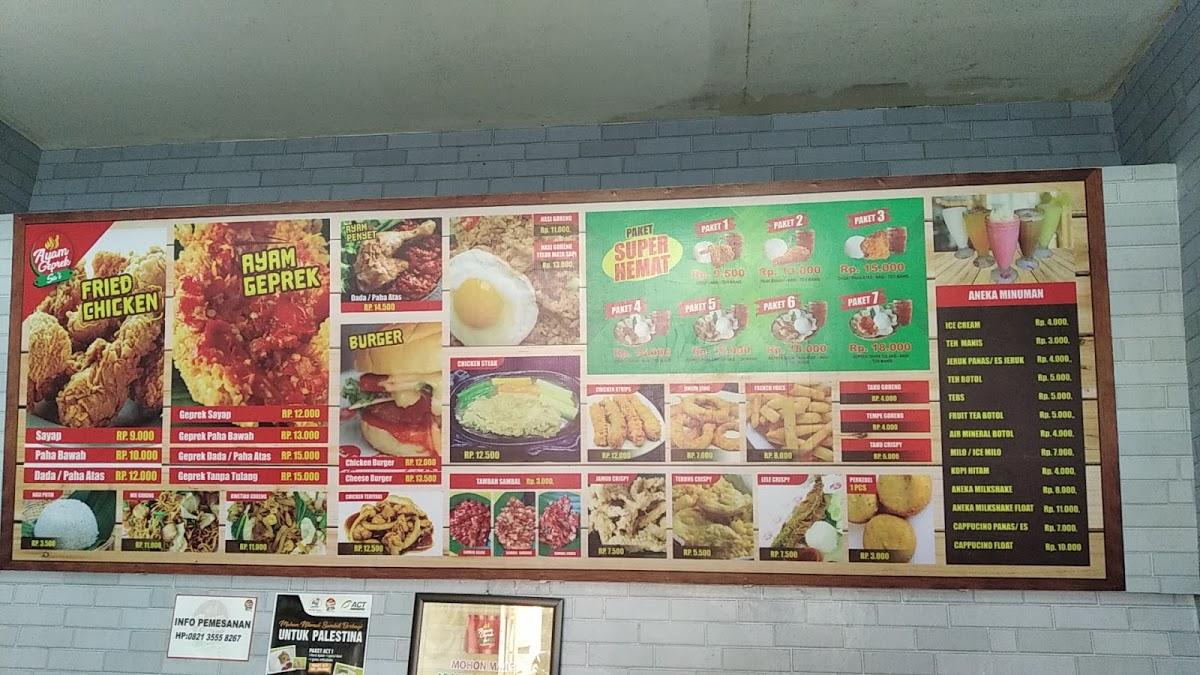 Menu at Ayam geprek sa'i Kesesi pekalongan restaurant, Kajen