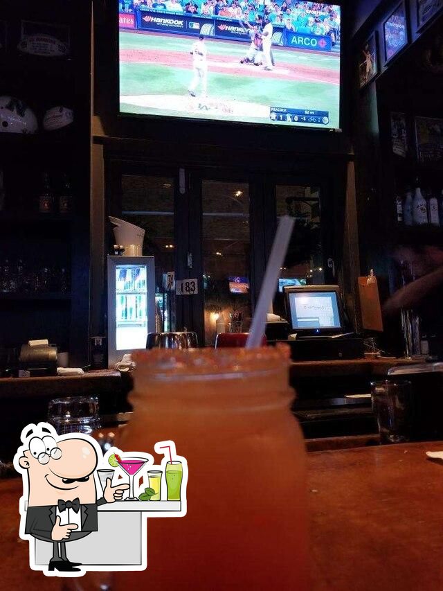 Manning's Sports Bar and Grill in New Orleans - Restaurant menu and reviews