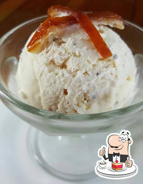 Azon's Boneless Lechon restaurant, Davao City, Km. 7 Mc Arthur Highway ...