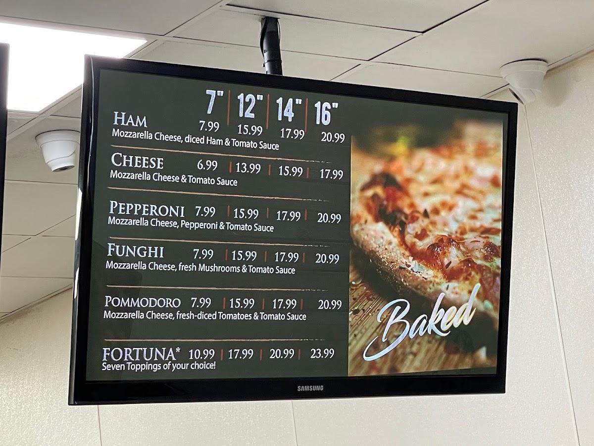 Menu at La Fortuna Pizzeria, Doral, NW 58th St