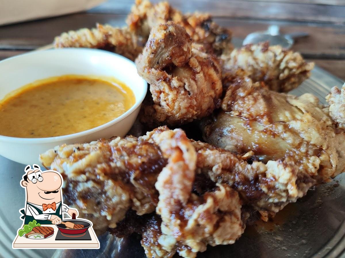 SabongFried Chicken restaurant, San Juan, M85C+VR8 - Restaurant reviews