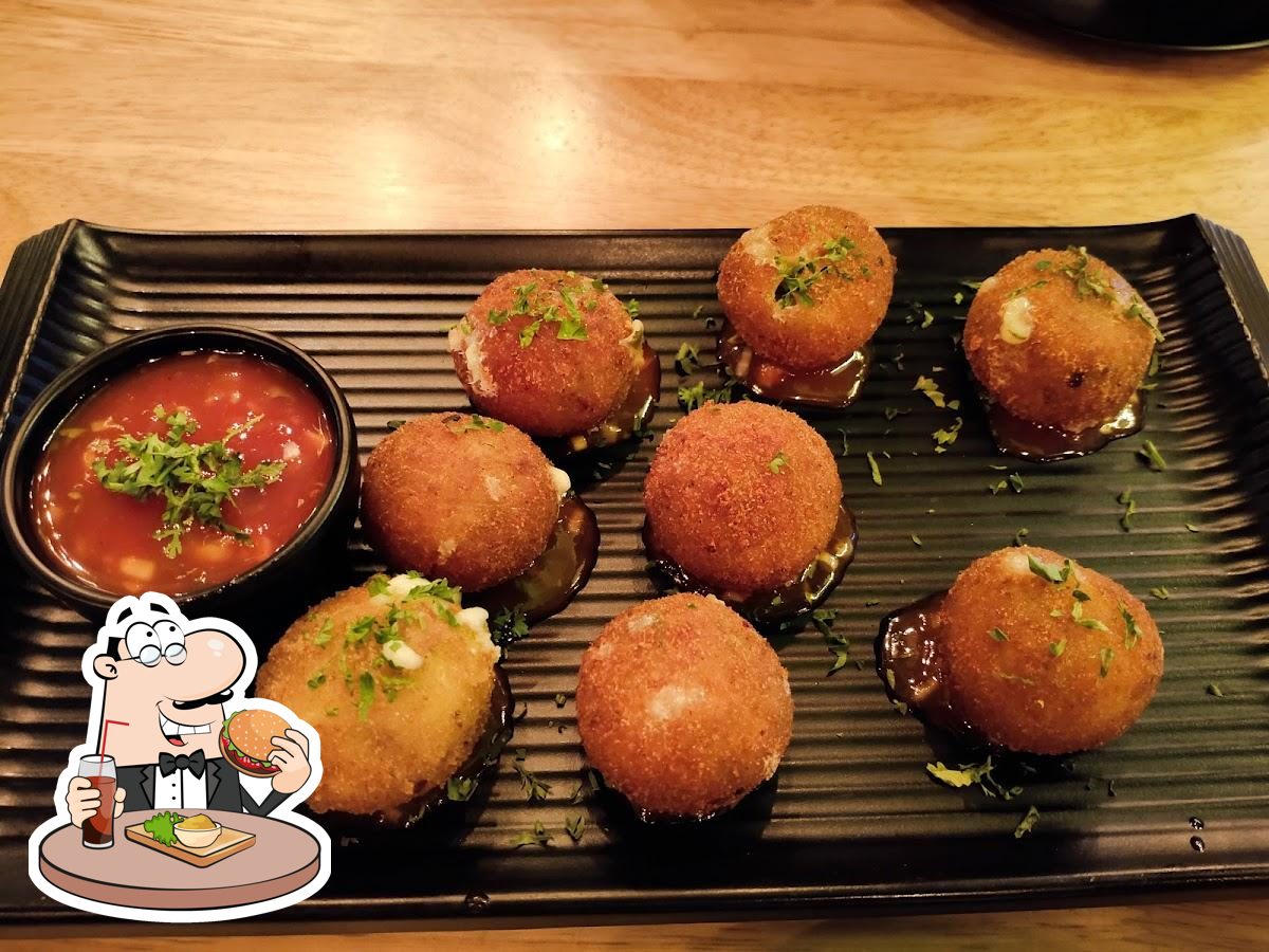 The Food Studio, Mumbai, New Link Rd - Restaurant menu and reviews