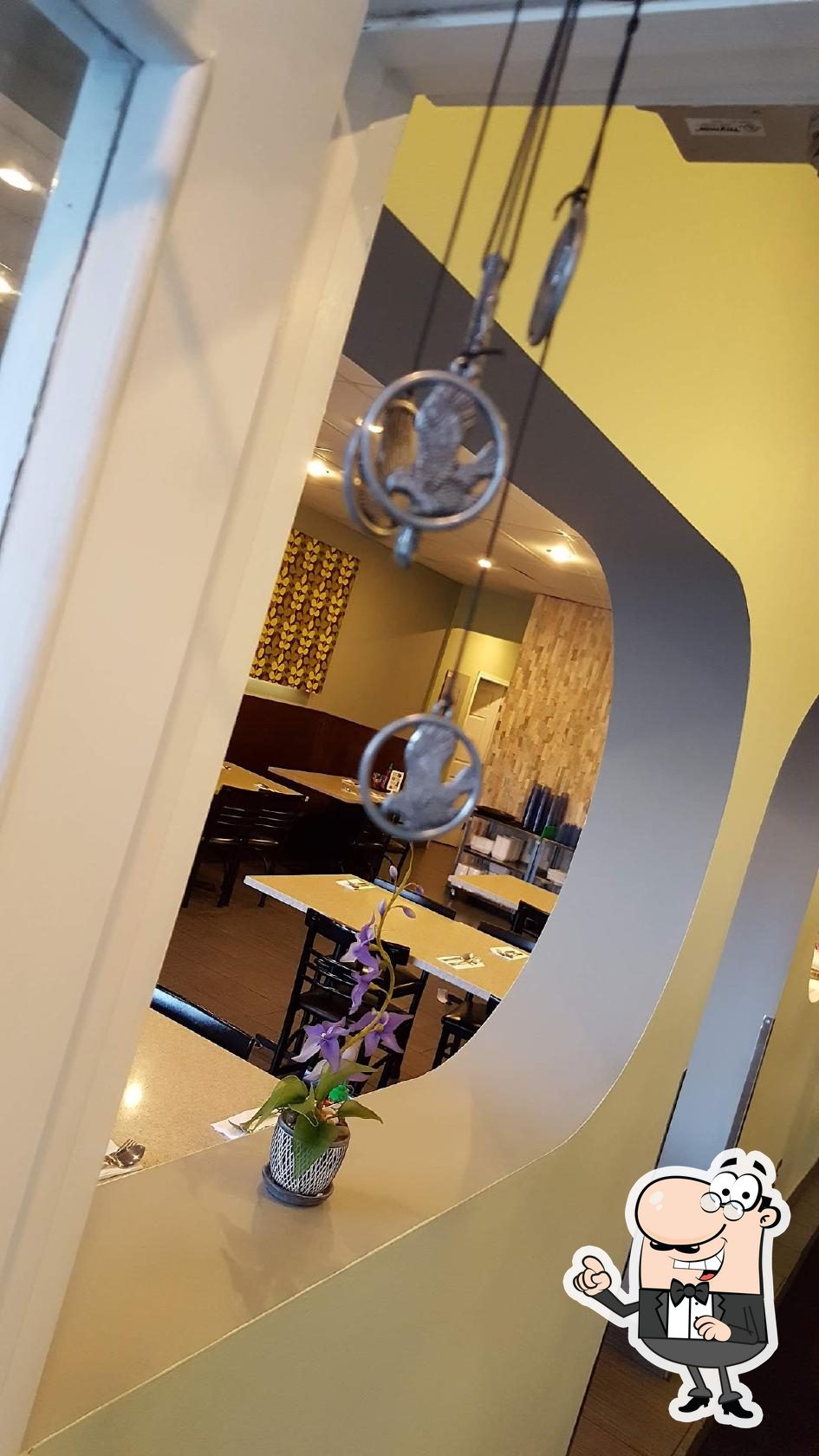 Summer Roll Restaurant, Saskatoon - Restaurant menu, prices and reviews