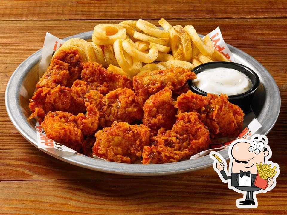 Hooters, 15412 I-35 N in Selma - Restaurant menu and reviews