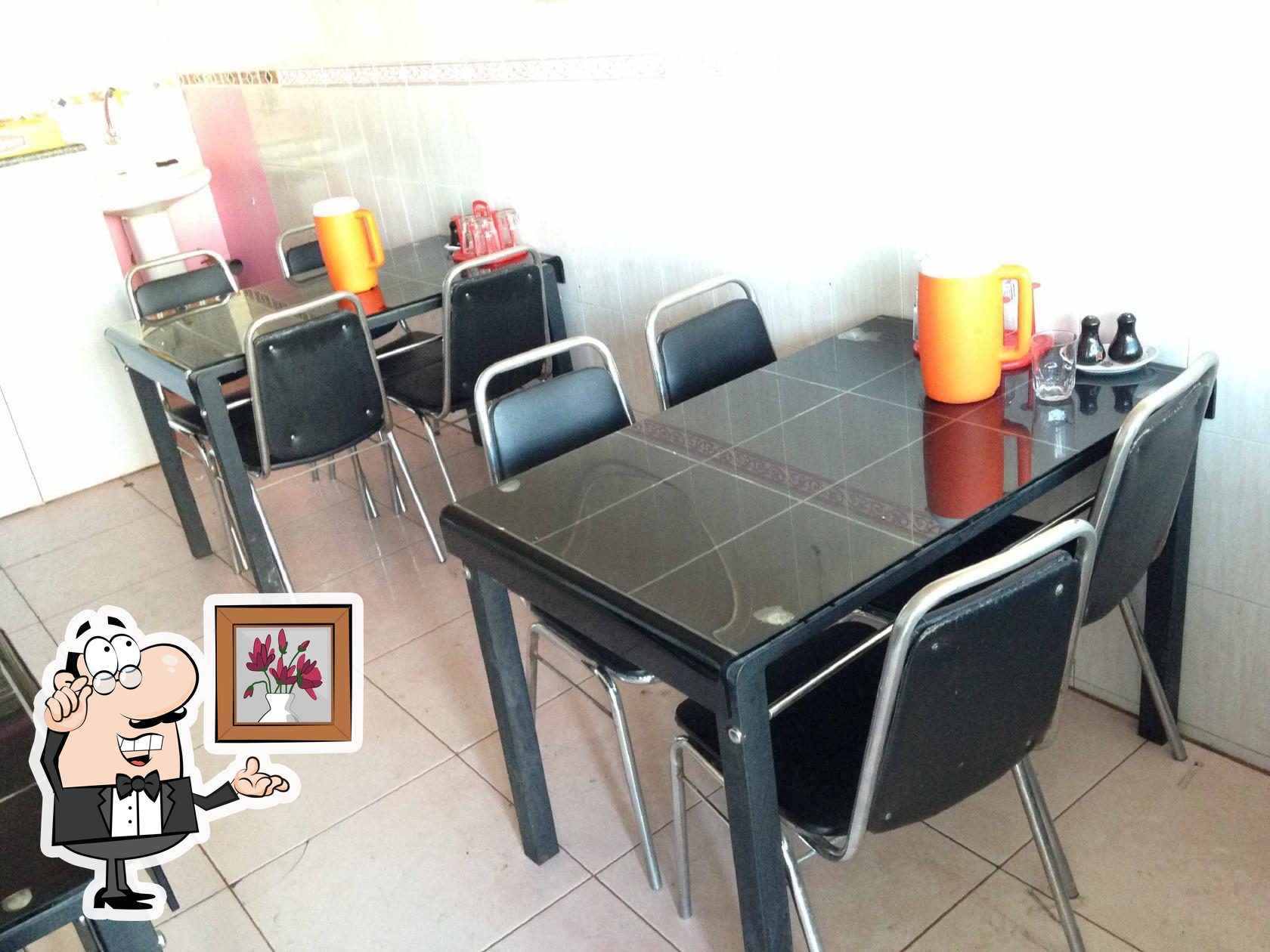 Al Ghadeer Restaurant, Ajman, CC2W+VXW - Restaurant menu and reviews