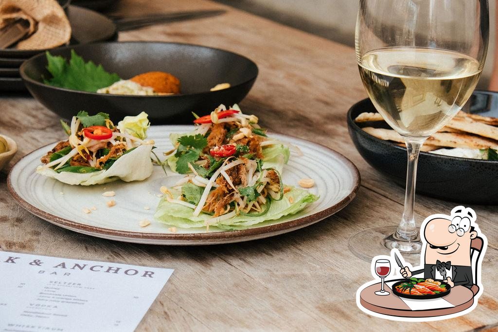 The Oak & Anchor Hotel, Port Fairy - Restaurant menu, prices and reviews