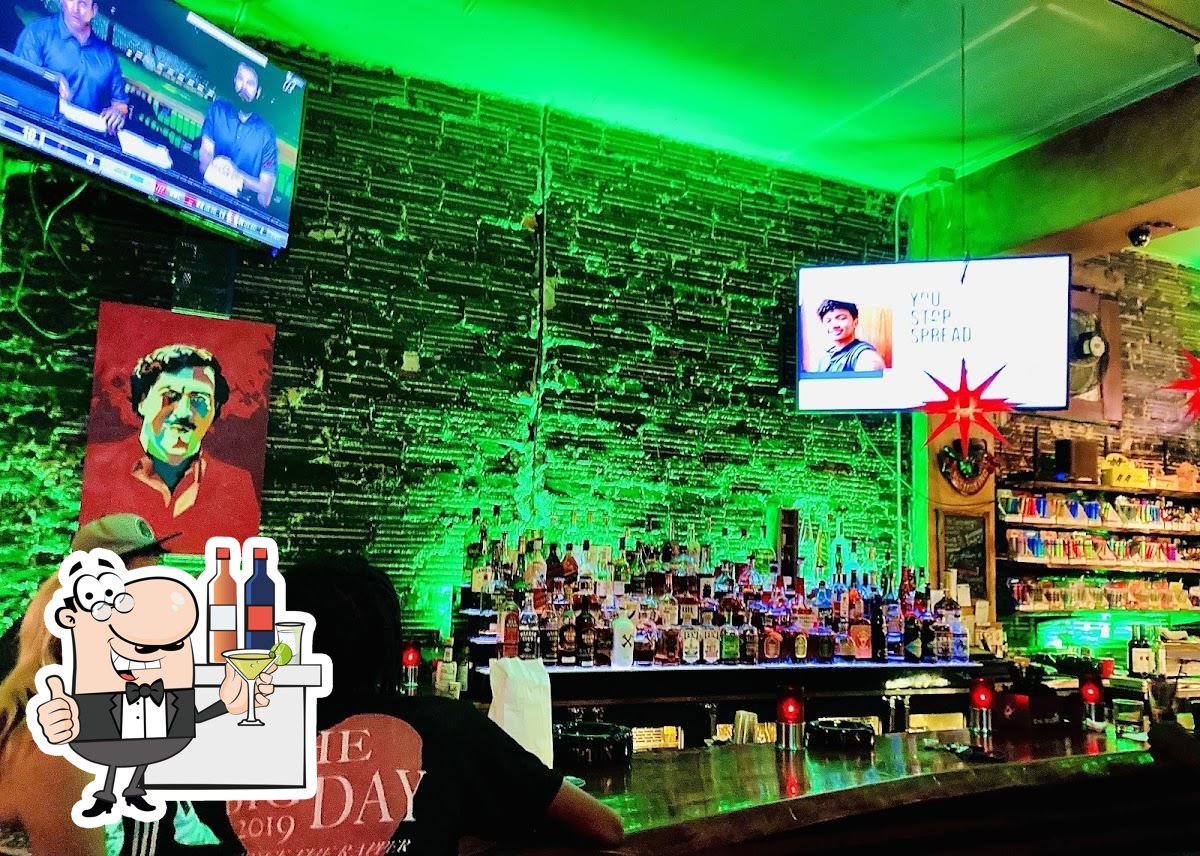 Famous SmokeShop Famous Cigar Bar Full-Liquor Smoking Lounge in ...
