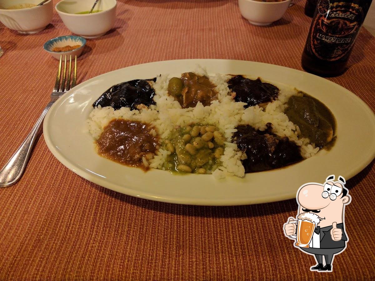 Los Pacos Centro restaurant, Oaxaca, C. de Mariano Abasolo 121 ...