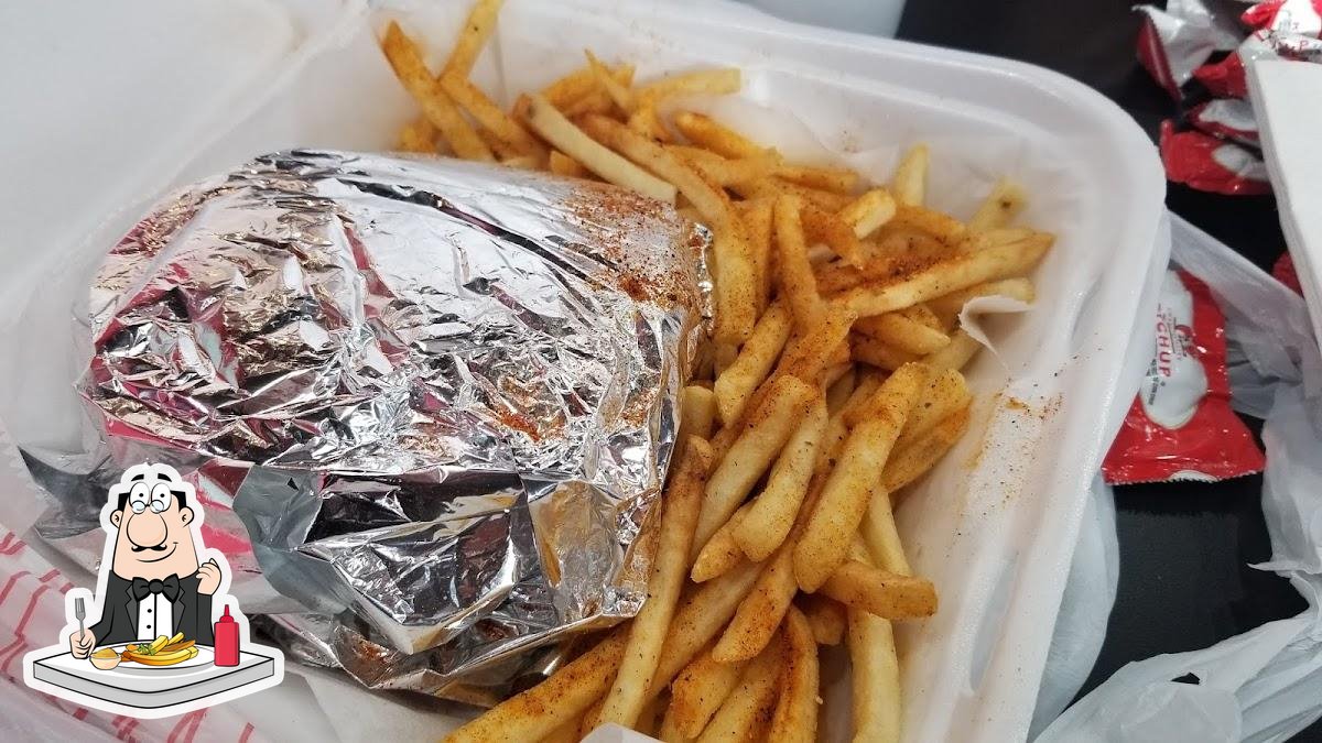 Wing Fellas, 5854 Schaefer Rd in Dearborn - Restaurant menu and reviews