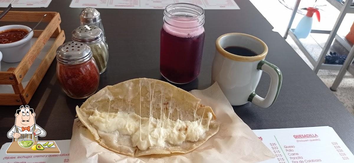 Doña Chela restaurant, Ciudad López Mateos, Av. Cuauhtémoc 41 ...