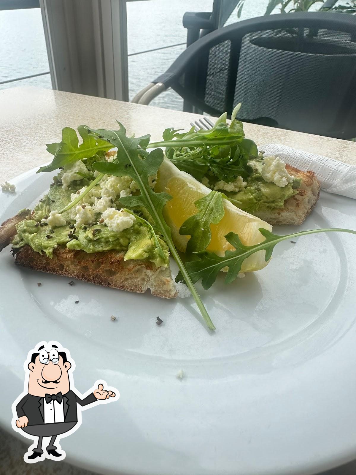 La Promenade Cafe, Caloundra - Restaurant menu, prices and reviews