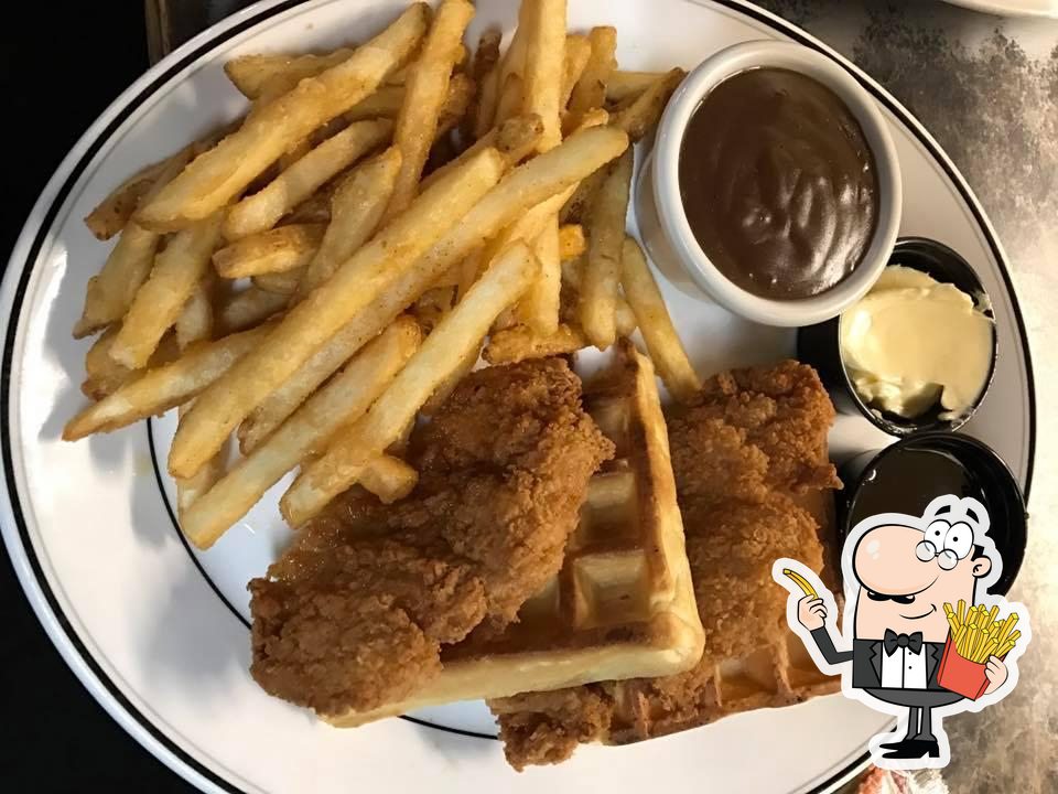 MacLeod's Restaurant & Lounge in Fort MacLeod - Restaurant menu and reviews