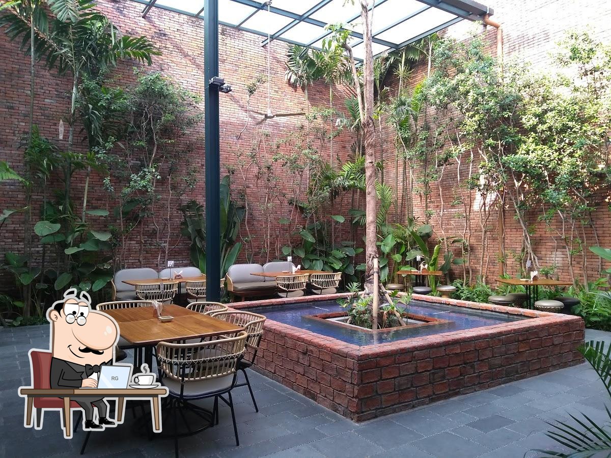 Botanika - Kertajaya Indah, Surabaya - Restaurant menu, prices and reviews