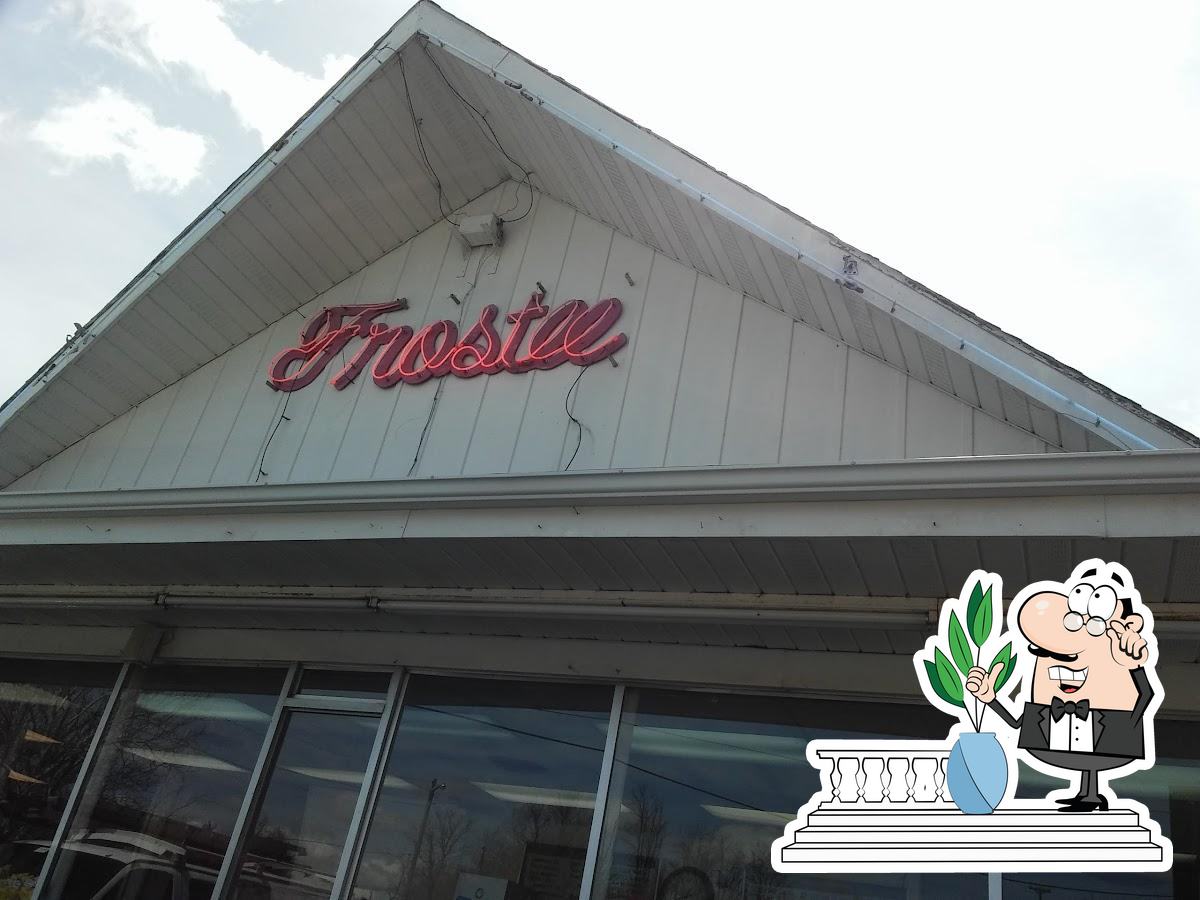 Frostee Freeze Drive-In, 1617 N Broad St in New Tazewell - Restaurant ...