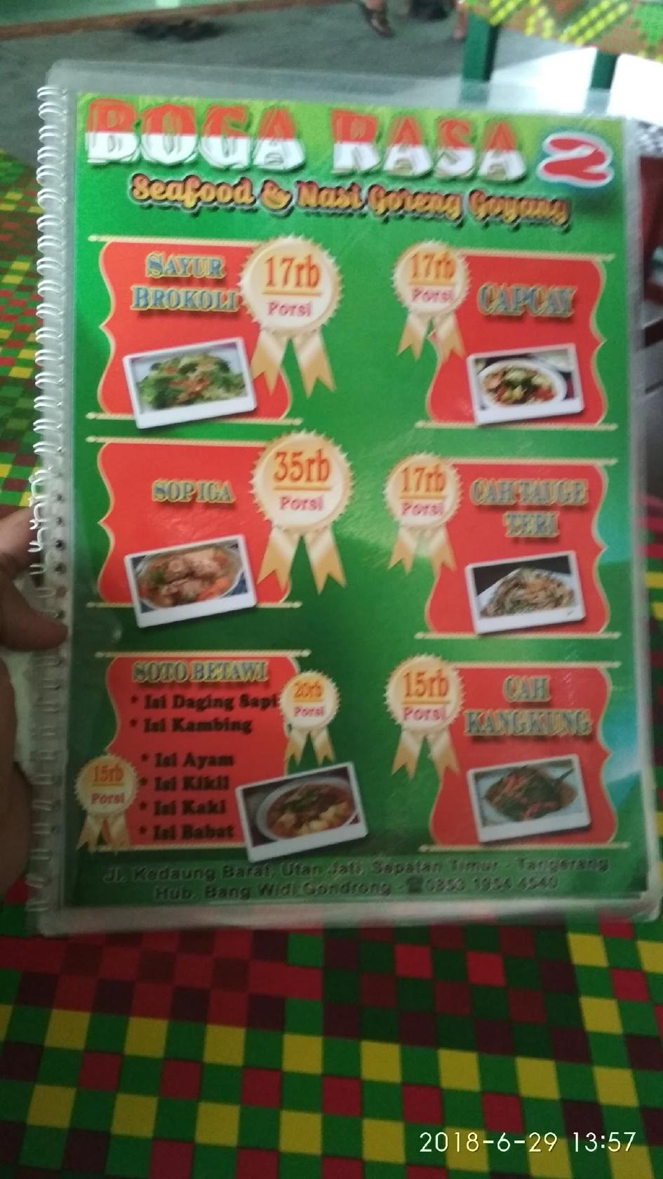 Restaurante RM Boga Rasa Seafood & Nasi Goreng Goyang, Indonesia ...