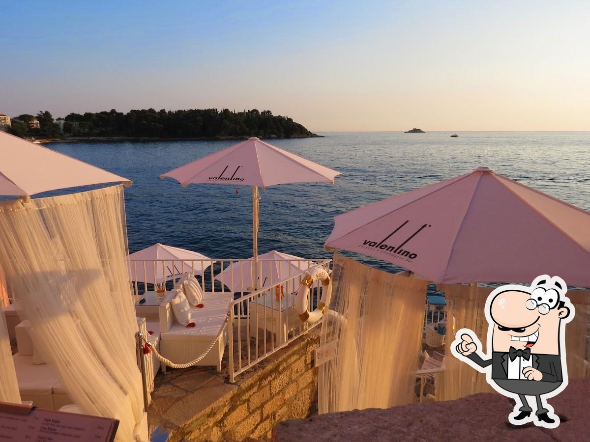 Valentino Cocktail & Champagne Bar, Rovinj - Restaurant reviews