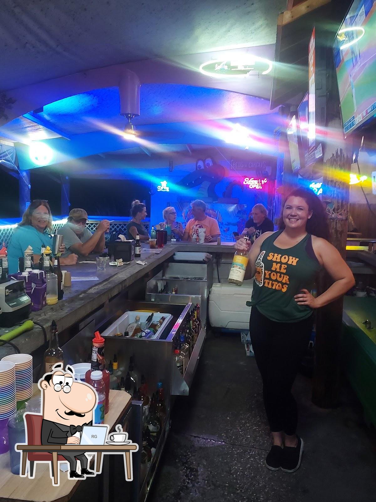 The Lazy Lizard in Hernando Beach - Restaurant menu and reviews