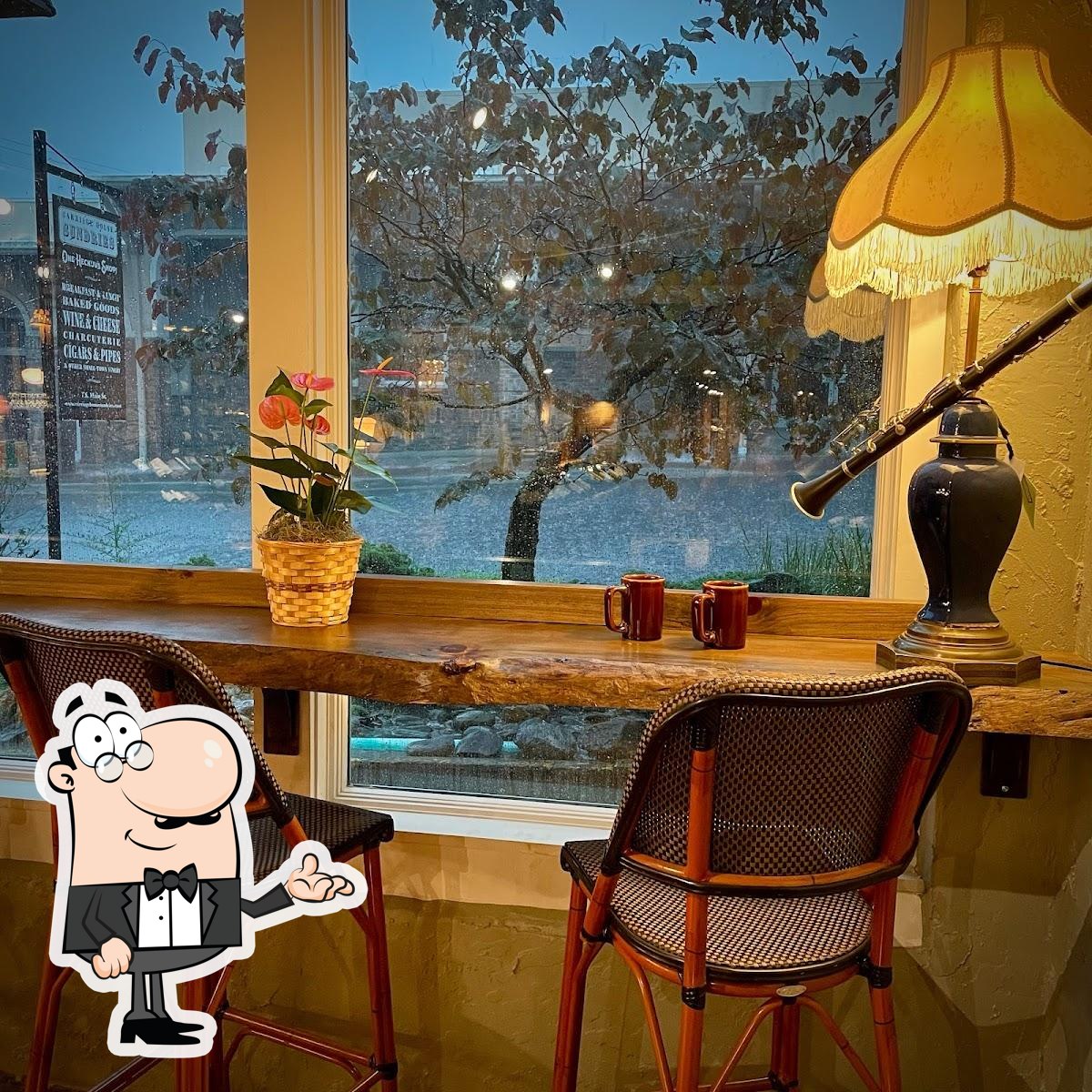 Carriage House Sundries, Burnsville - Restaurant menu, prices and reviews