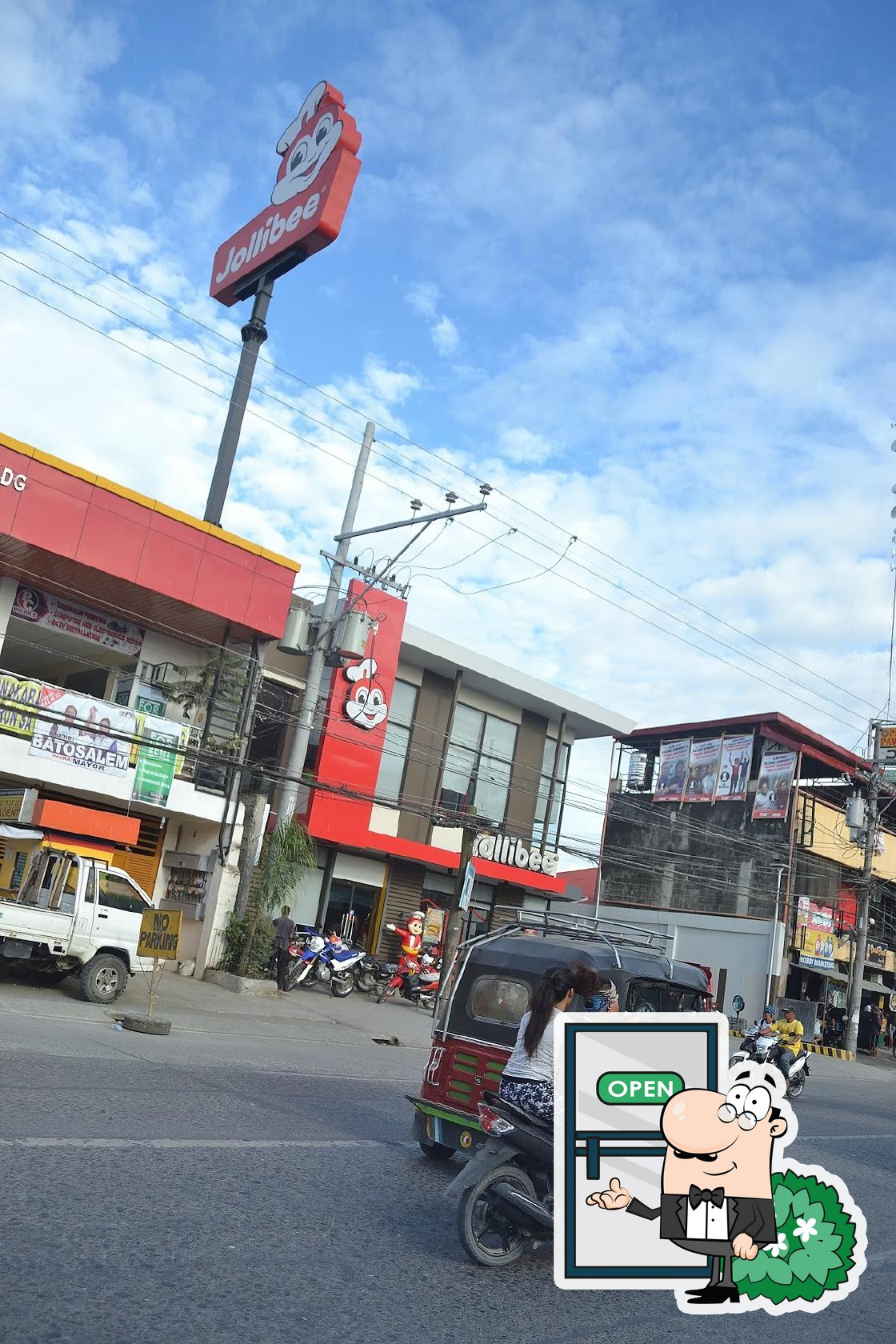 Jollibee restaurant, Santo Tomas - Restaurant reviews