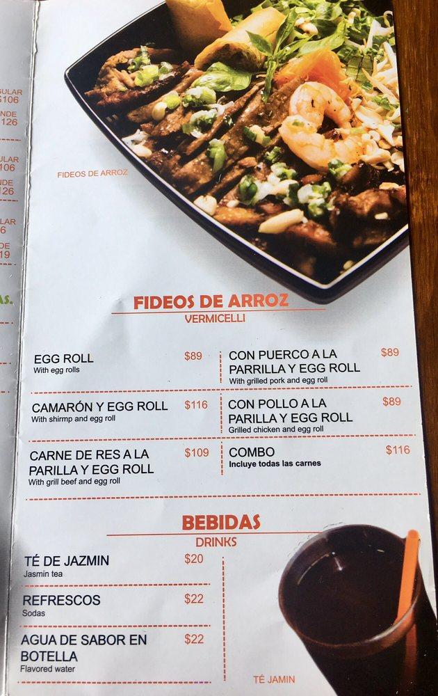 Menu at Pho Chef restaurant, Guadalajara