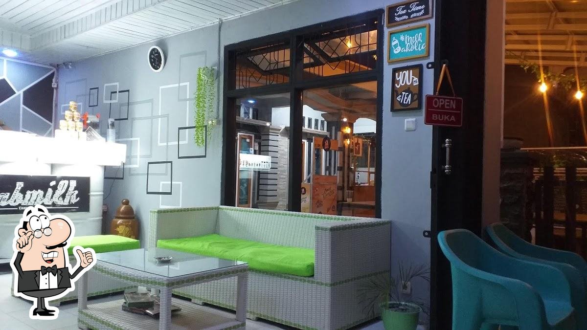 Badah Siru cafe, Pasar Bawah - Restaurant reviews