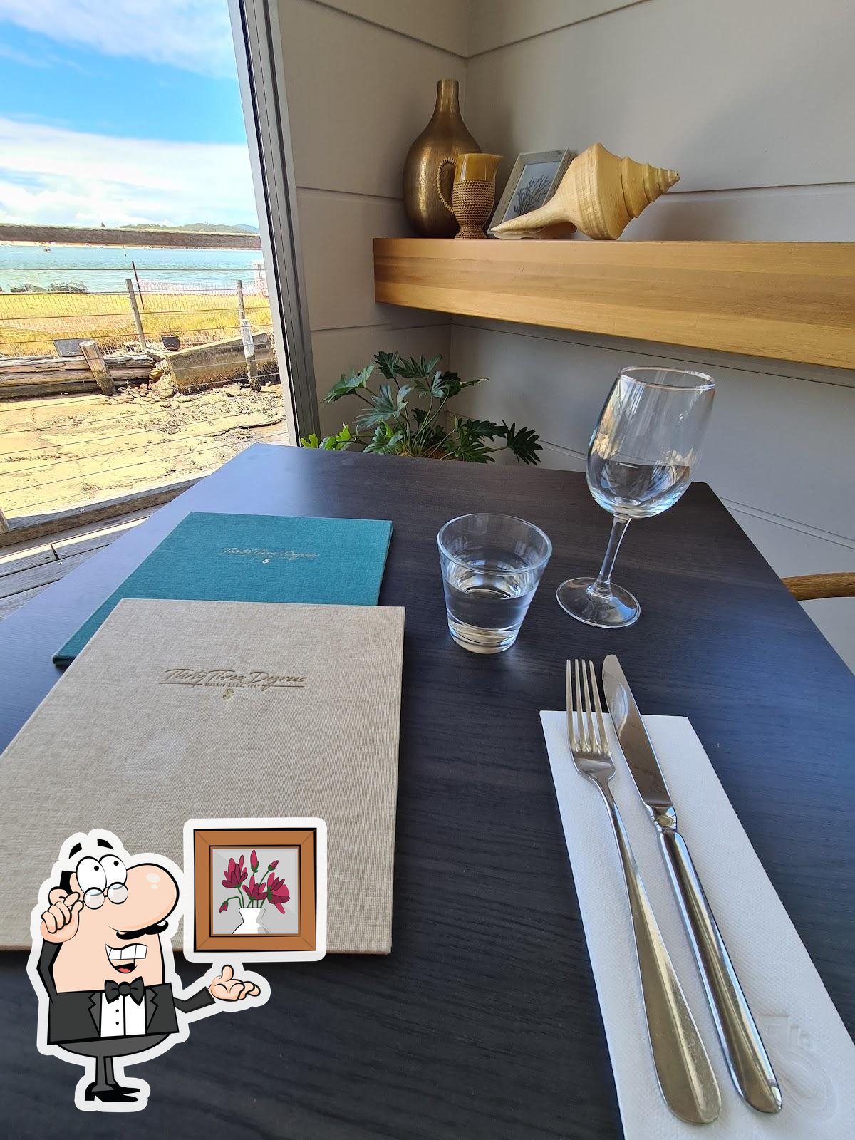 Thirty Three Degrees, Tuncurry - Restaurant menu, prices and reviews