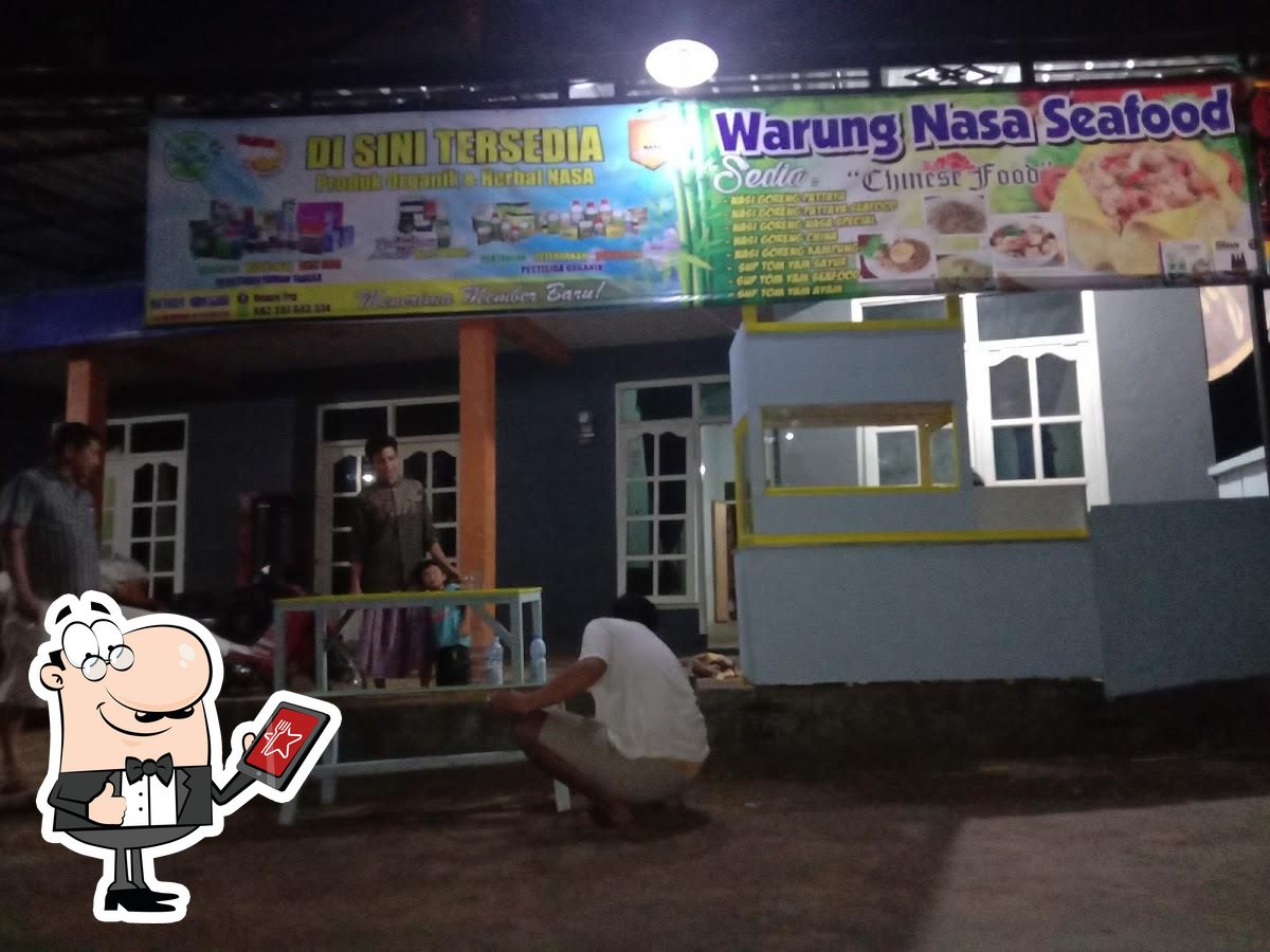 Warung nasa seafood restaurant, Magetan