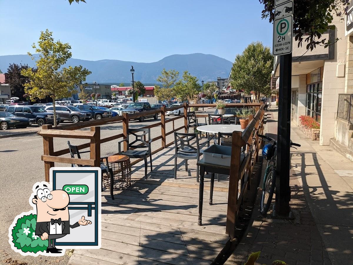 Anvil Coffee Collective in Salmon Arm - Restaurant reviews