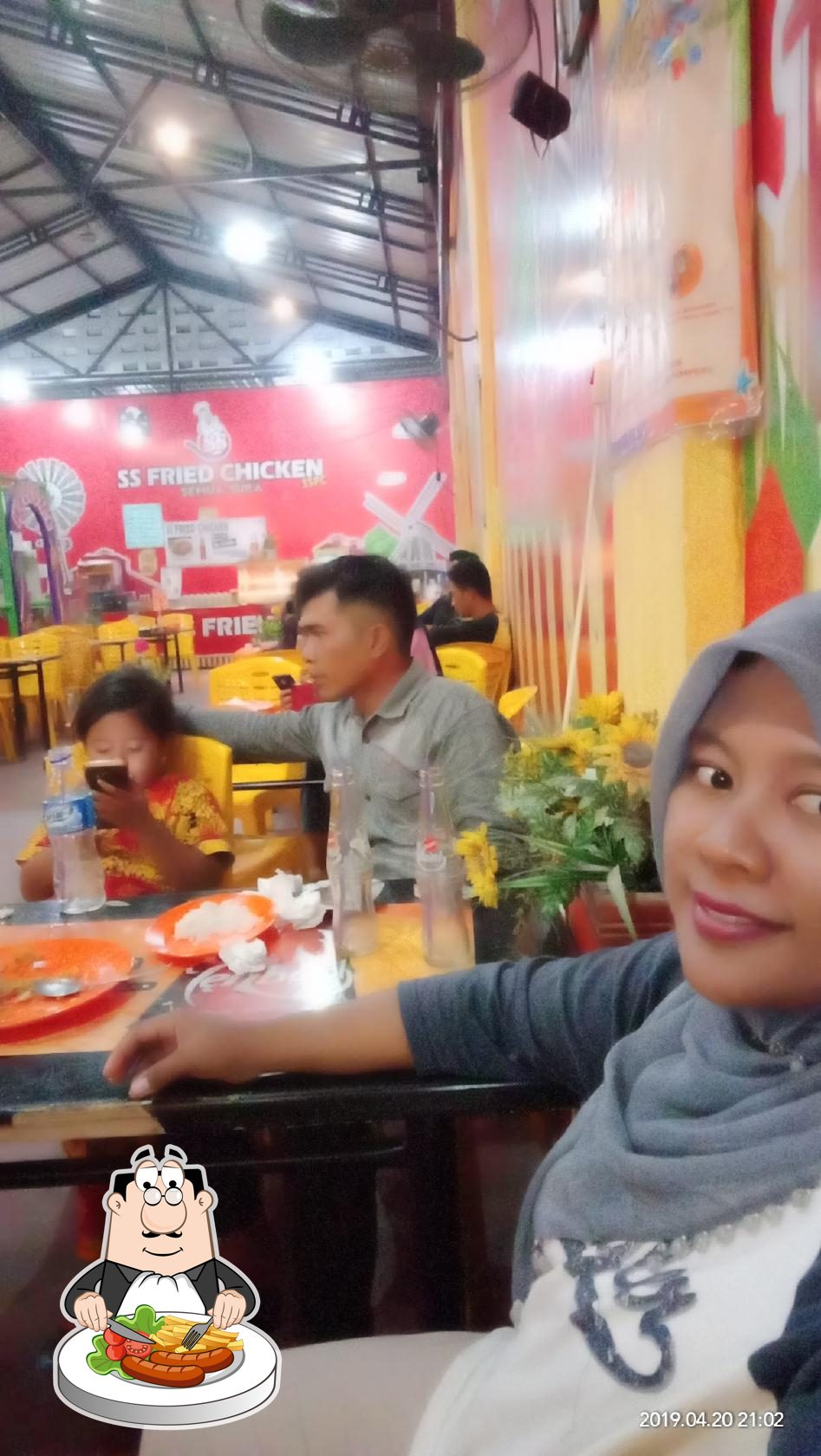 SS Fried Chicken cafe, Indonesia, +G8C - Restaurant reviews