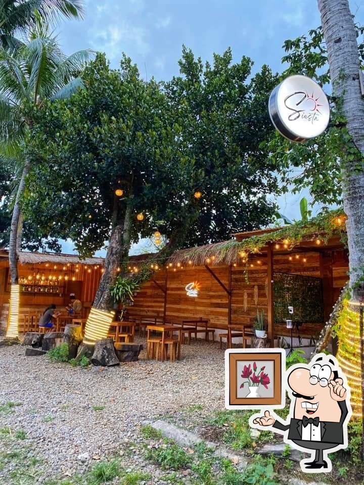 Siesta Grill restaurant, Bacolod, MX6W+657 Barangay Camingawan ...