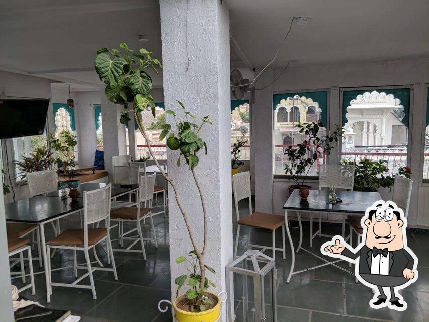 Sun & Moon Restaurant, Udaipur - Restaurant reviews