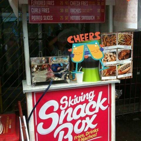 Skiving Snackbox restaurant, Calamba