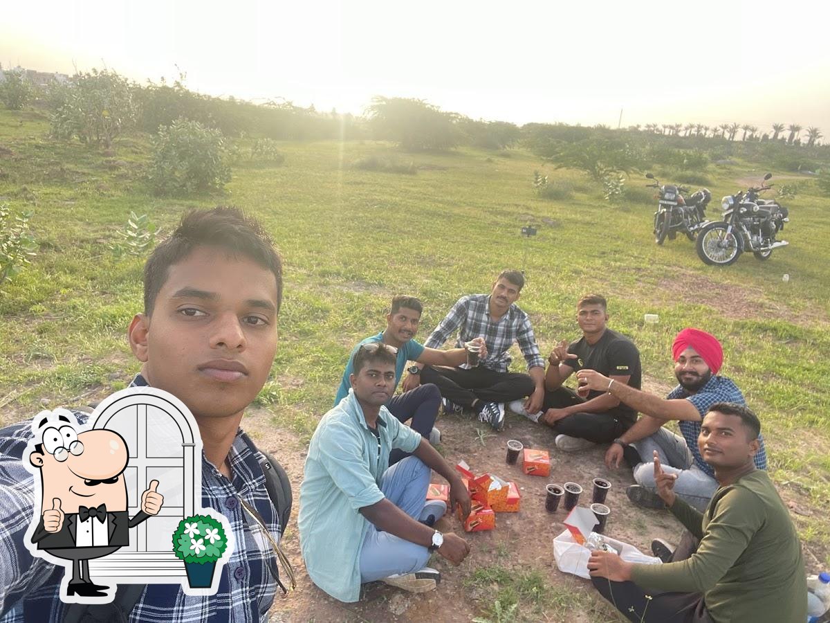 SIMUFOOD HUB, Bhuj - Restaurant reviews