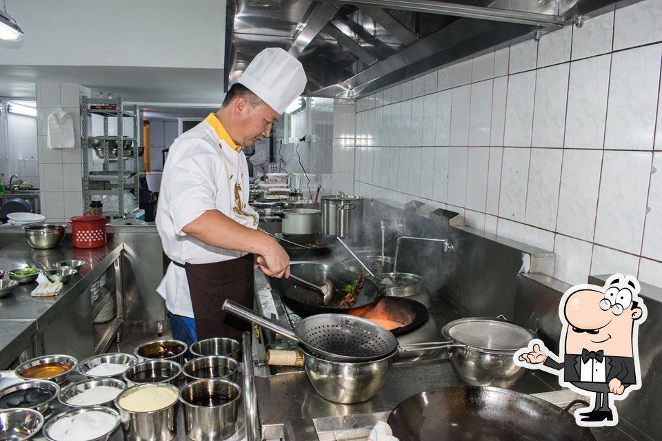Old Shanghai Restaurant, Brașov - Restaurant menu and reviews