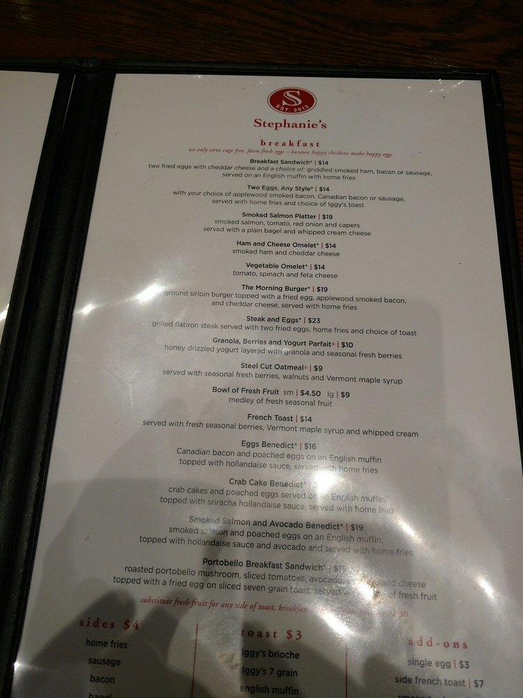 Menu at Stephanie's pub & bar, Boston, Logan Airport Terminal B