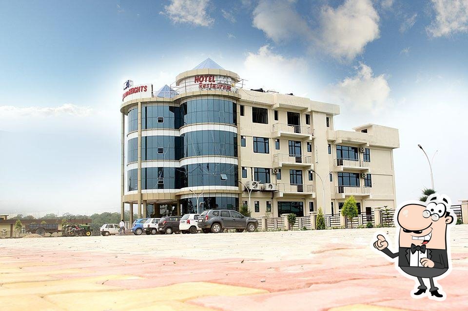 Hotel Heaven Heights, Gagret - Restaurant reviews