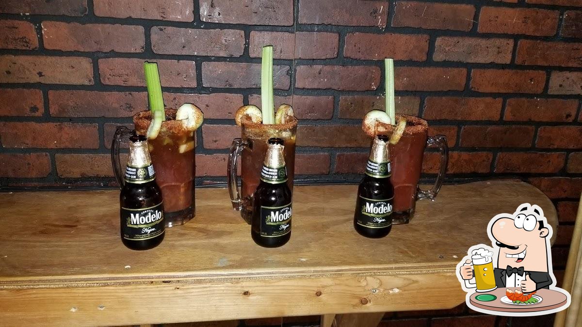 Regal Beagle “Lagartijas Bar”, Chicago - Restaurant menu, prices and ...