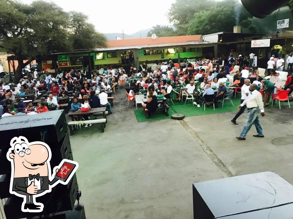 Reggie's cigar lounge pub & bar, Rustenburg - Restaurant reviews