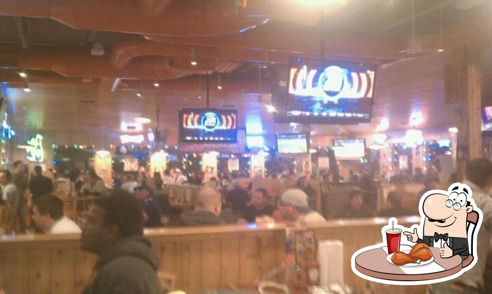 Hooters, 1483 Pleasant Valley Rd in Manchester - Restaurant menu and ...
