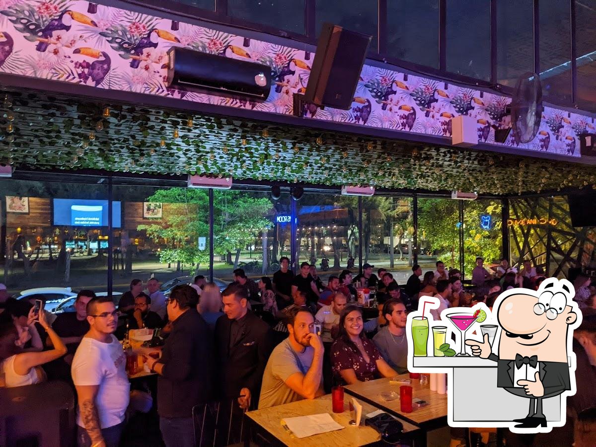 Pub y bar Botanero Veintiuno Rubén Darío, Guadalajara, Av. Rubén Darío ...