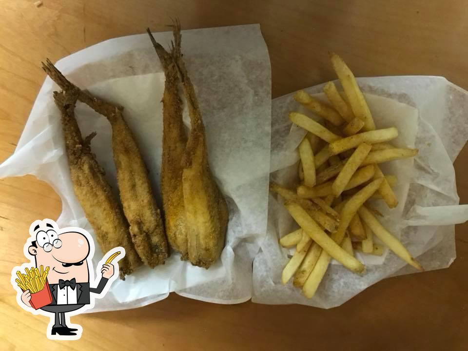 Cedar Valley Fish Market in Waterloo - Restaurant menu and reviews