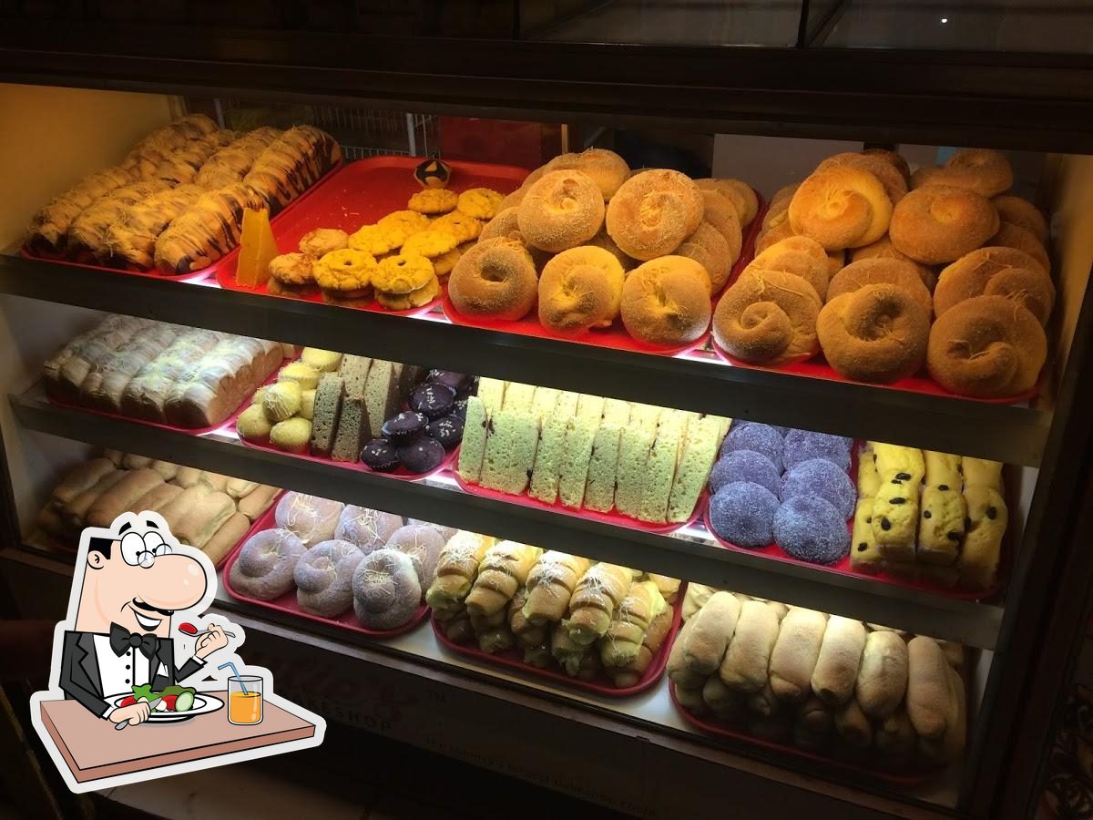 Julie's Bakeshop Coron, Palawan, Coron - Restaurant reviews