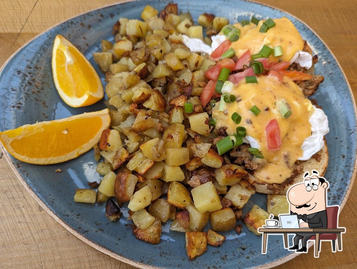Red's Diner in Ramsay, Calgary - Restaurant menu, prices and reviews