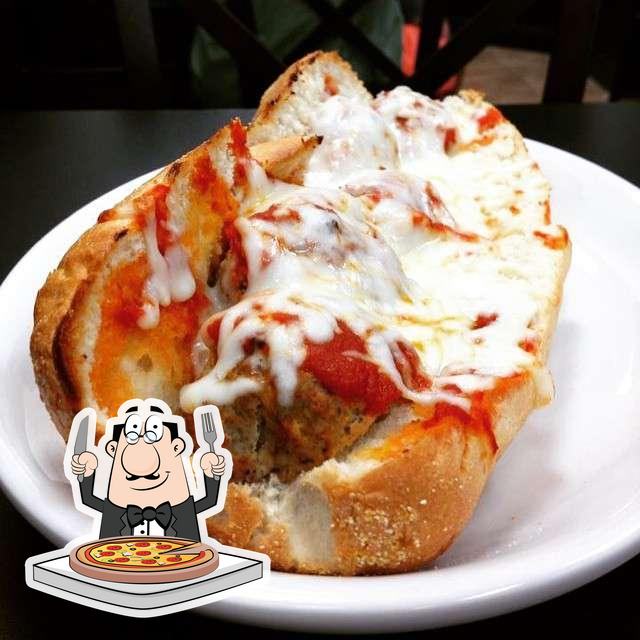Pina's Pizza in Miami - Restaurant menu and reviews