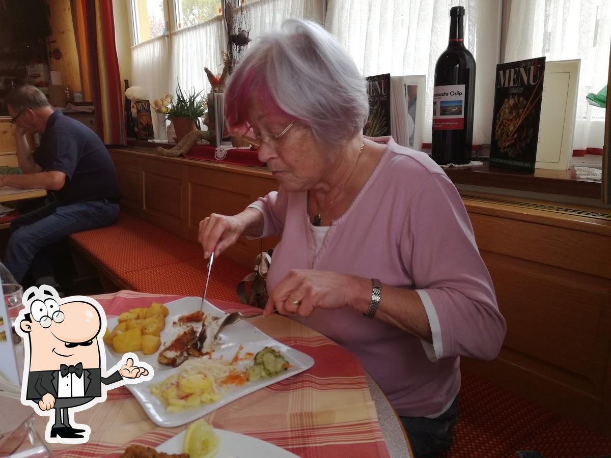 Gasthaus Monika restaurant, Oggau am Neusiedler See, Margarethengasse 2 ...