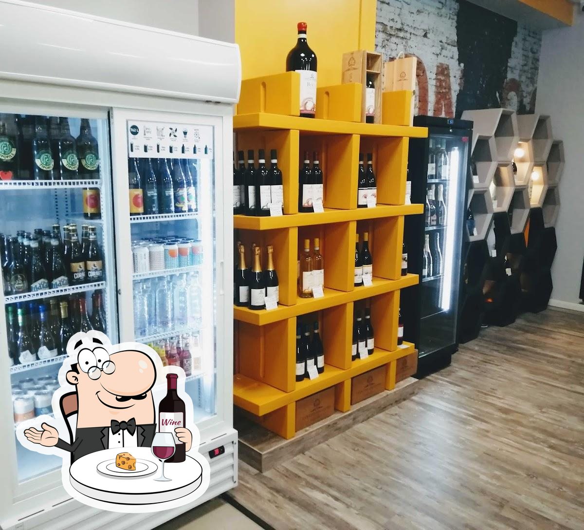 Enoteca Bevi Bene Drink Point pub & bar, Novara - Restaurant reviews